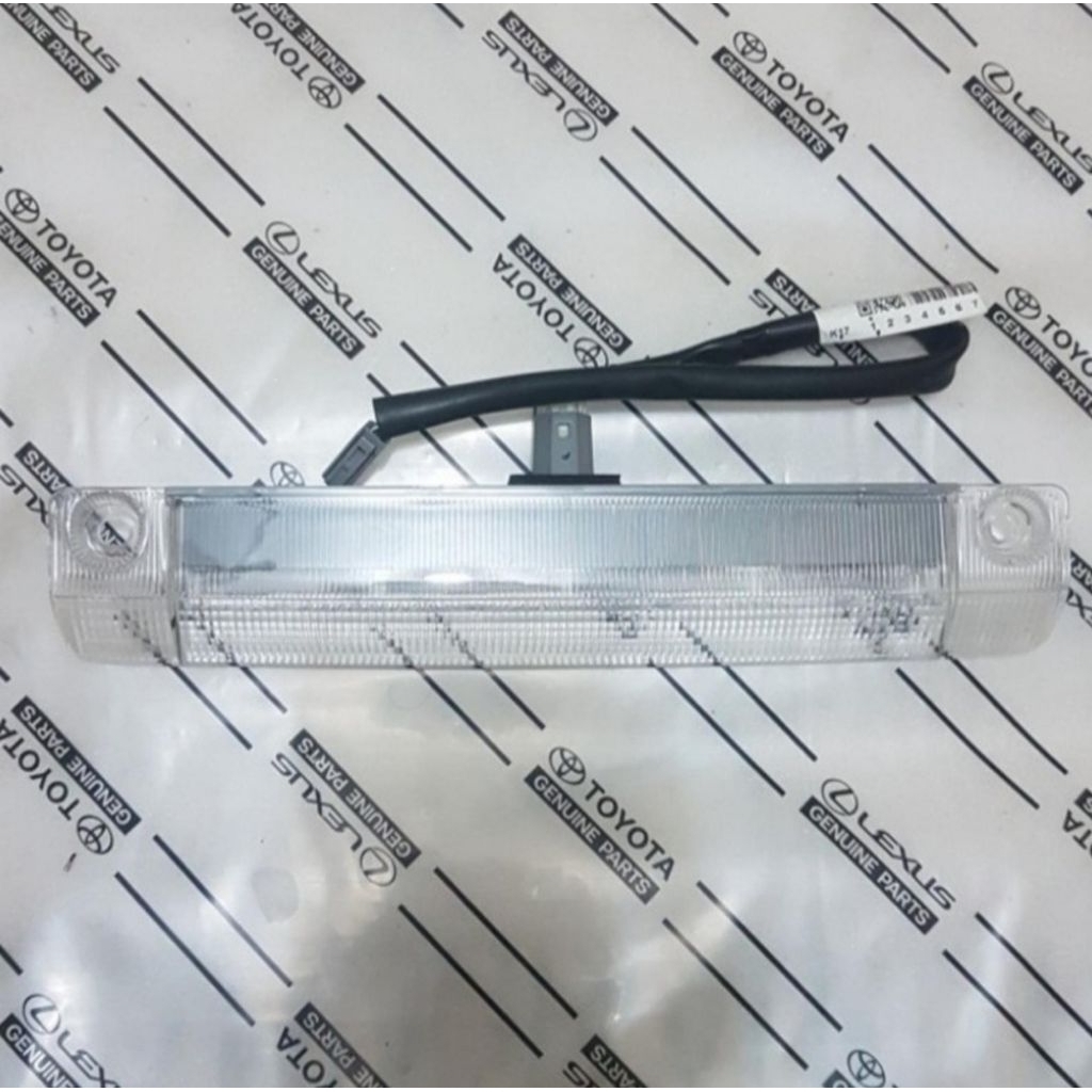 Original Innova reborn Fortuner vrz upper brake trunk spoiler lights ...