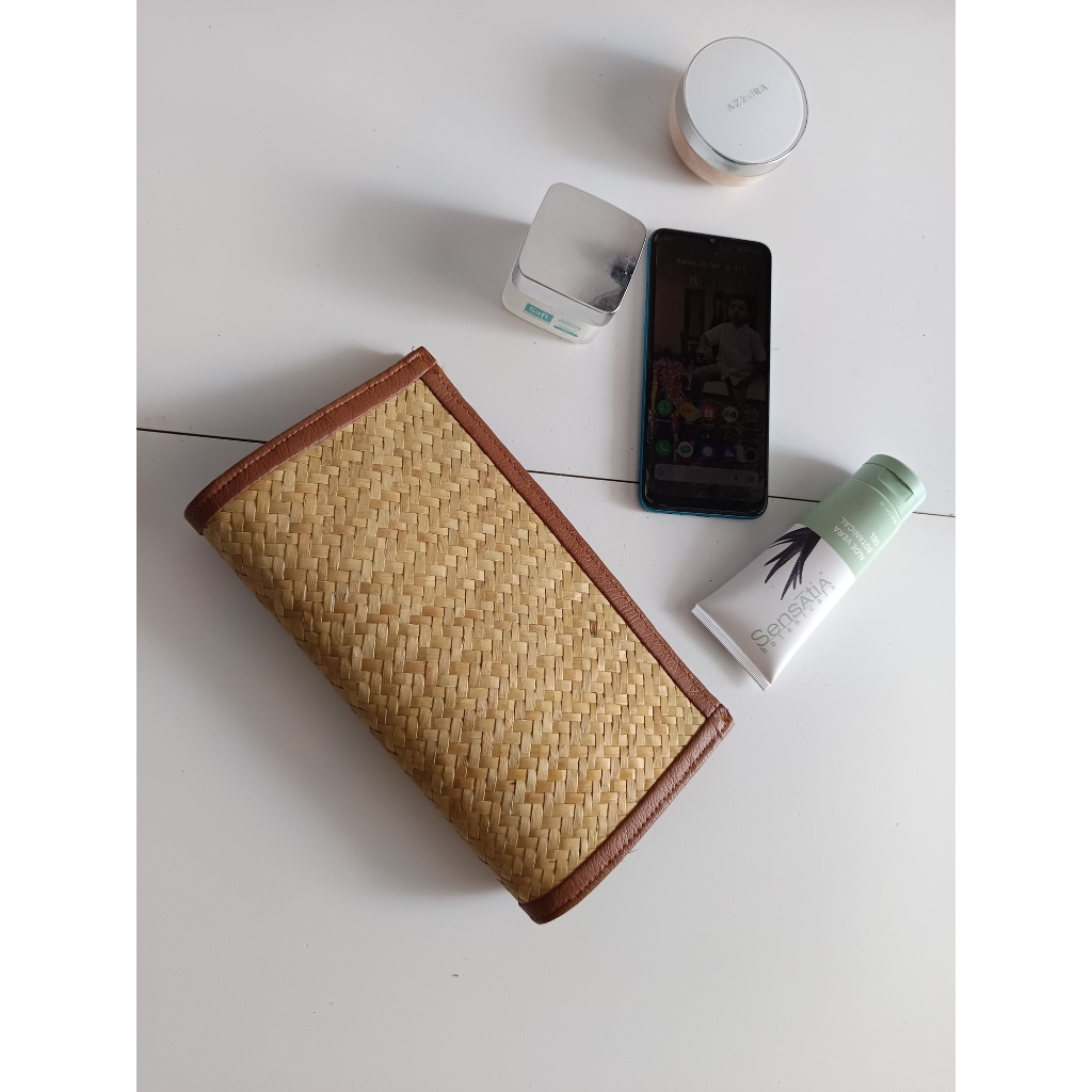 Nganyeng Purun woven wallet, Beautiful leather combination for women ...
