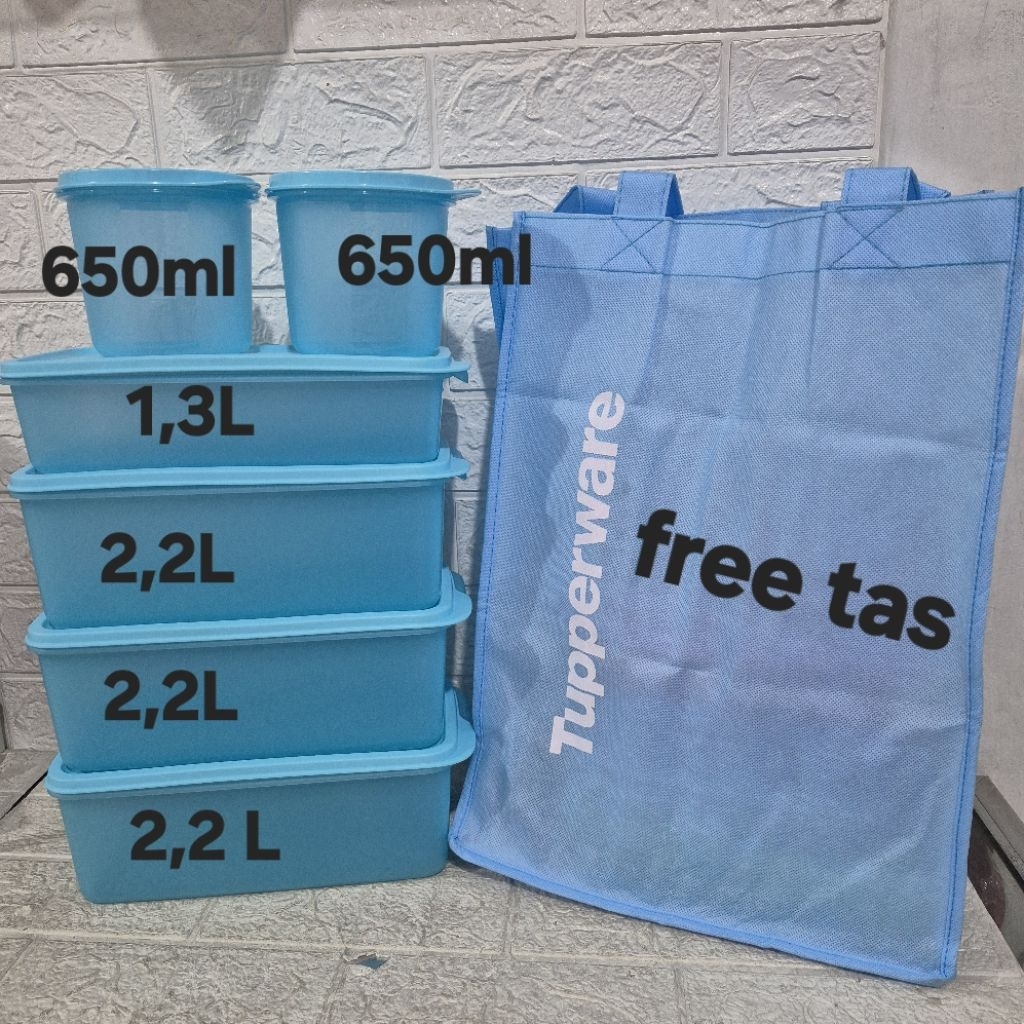 50% Freshia Collection Tupperware vegetable container in the ...