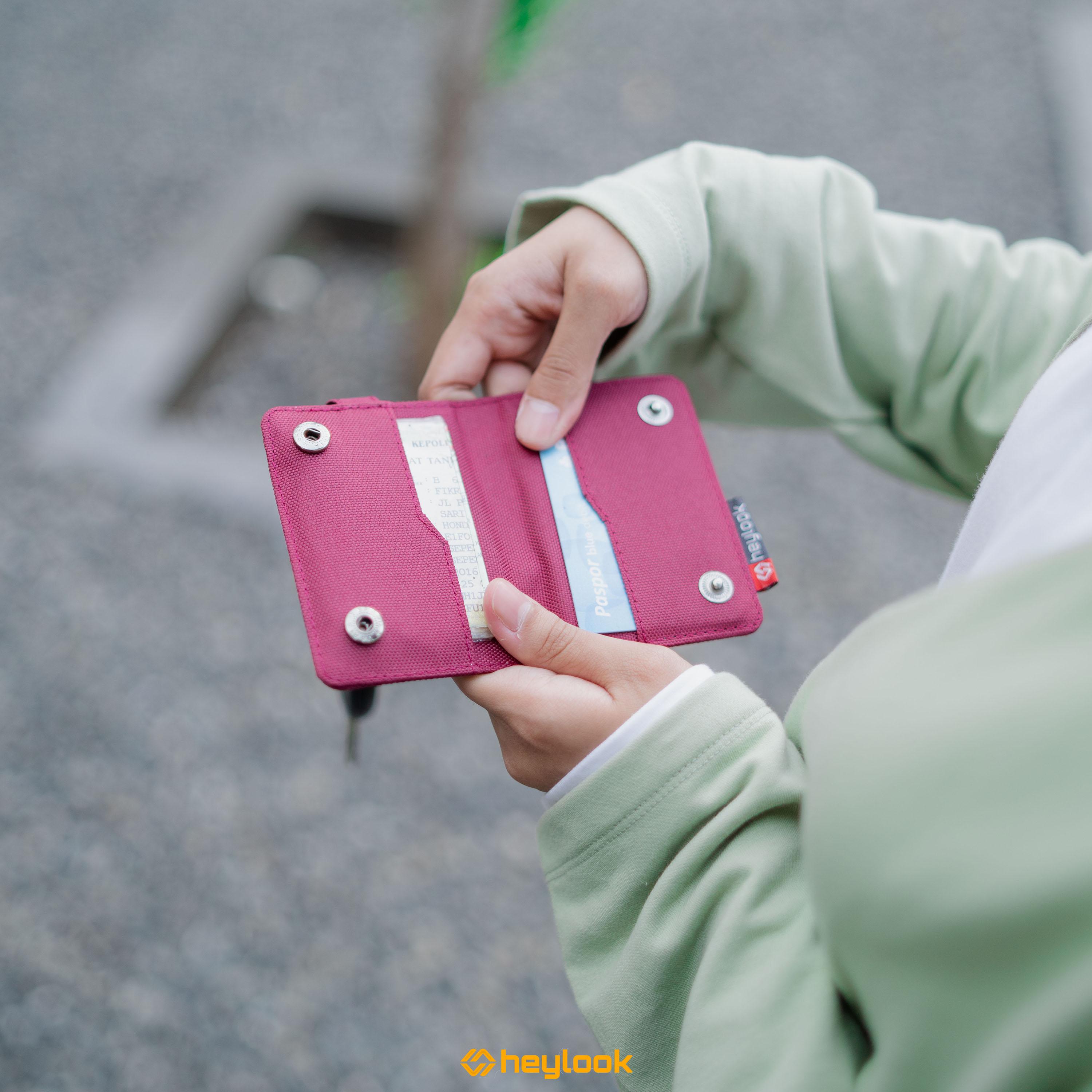 GANTUNGAN HEYLOOK Official - EXTER Card Holder Card Wallet Car ...