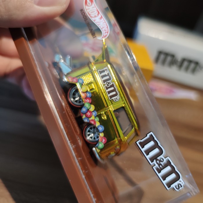 HOT WHEELS KOOL KOMBI MNM TOY FAIR RLC CONVECTION GOLD GOLD M&M MN ...