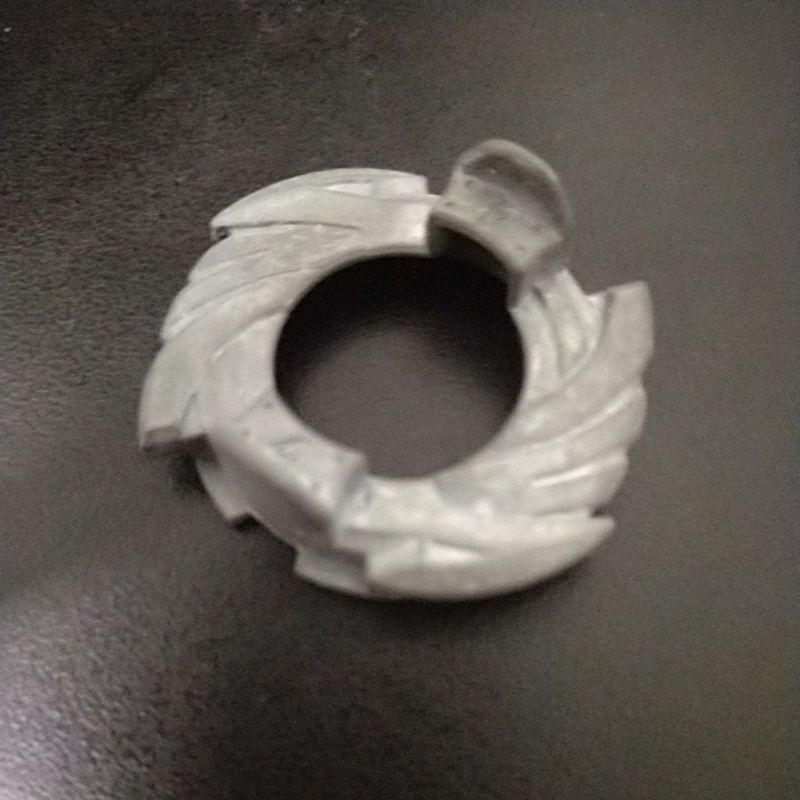 Beyblade Disc 4 Takara Tomy (USED) | Shopee Singapore