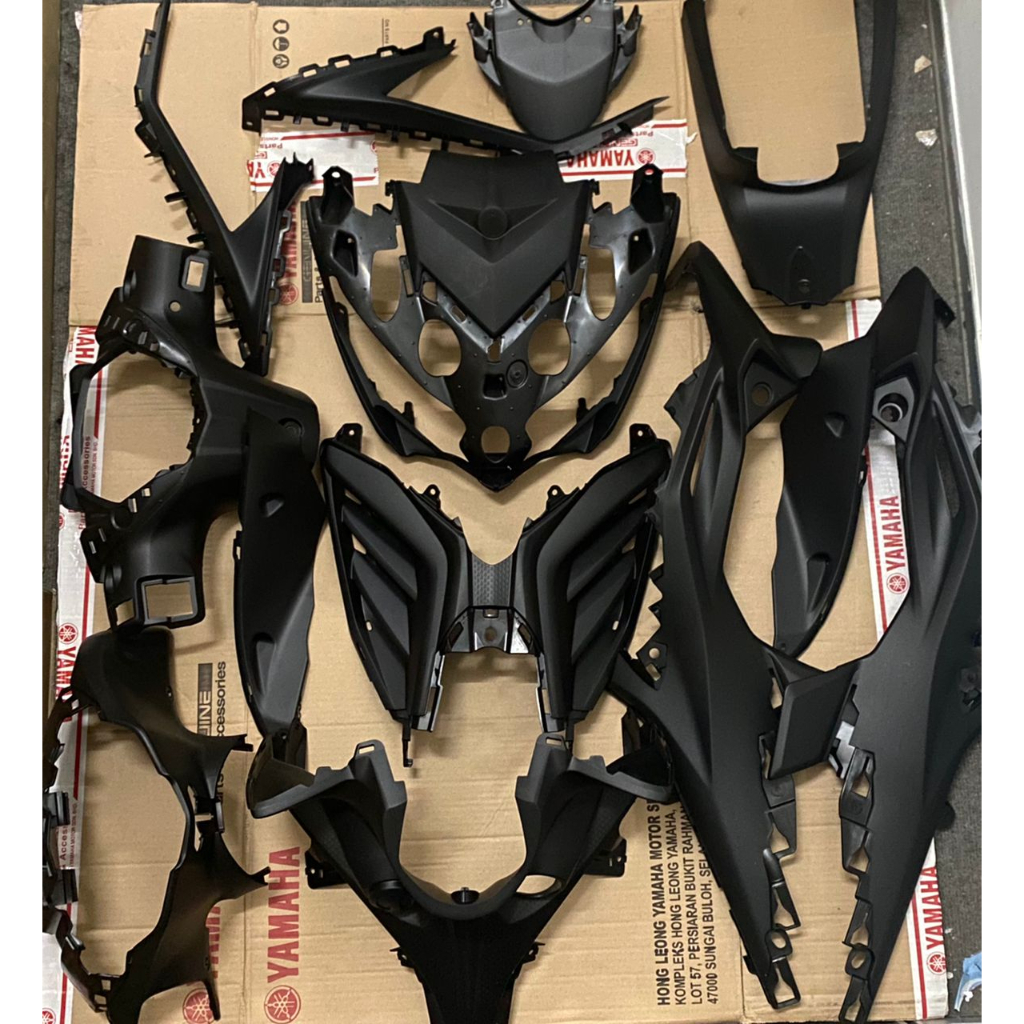 LC135 FI V8 COVER BLACK SET INNER COVER(13PCS)FULL SET COVER HITAM 100 ...