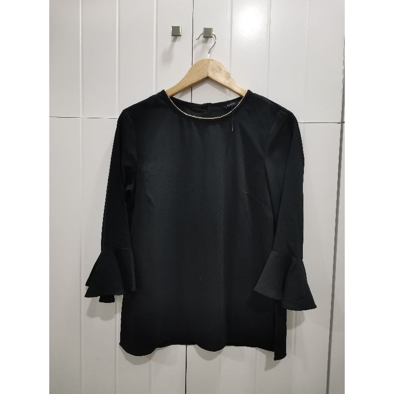 Preloved Women Blouse (saiz S) | Shopee Singapore