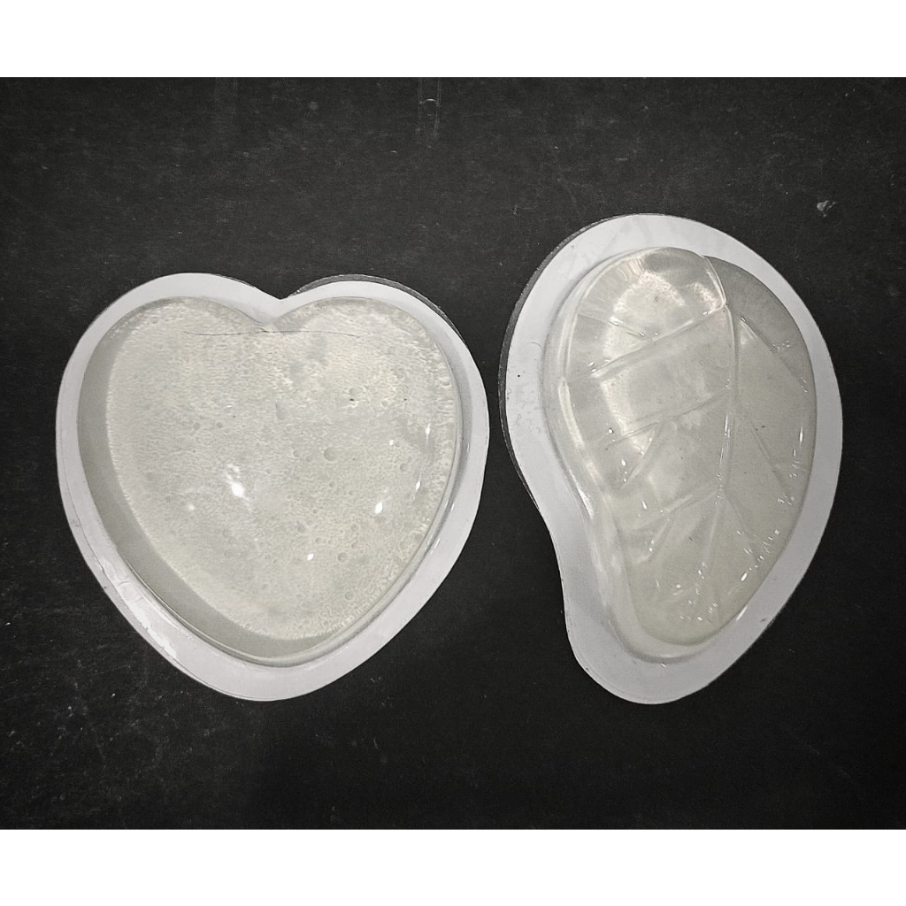 100pcs Soap Casing all Shapes with Base Sticker (Heart) - Thick Plastic ...