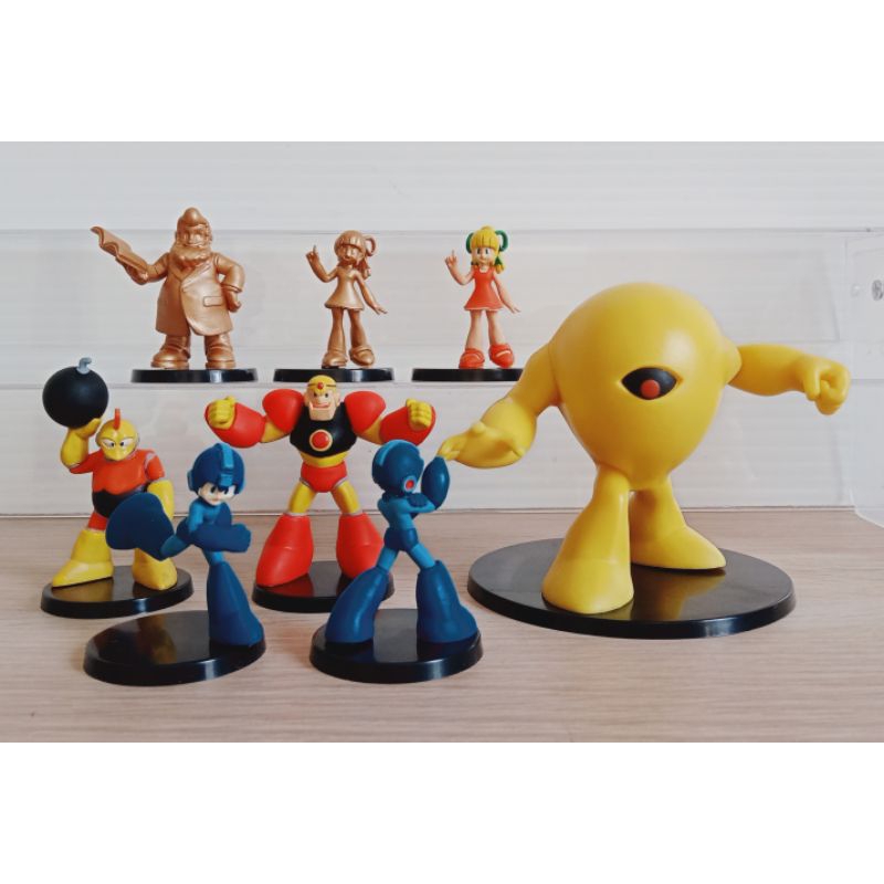 Mega Man Rockman Yellow Devil Board Game Mini Figure | Shopee Singapore