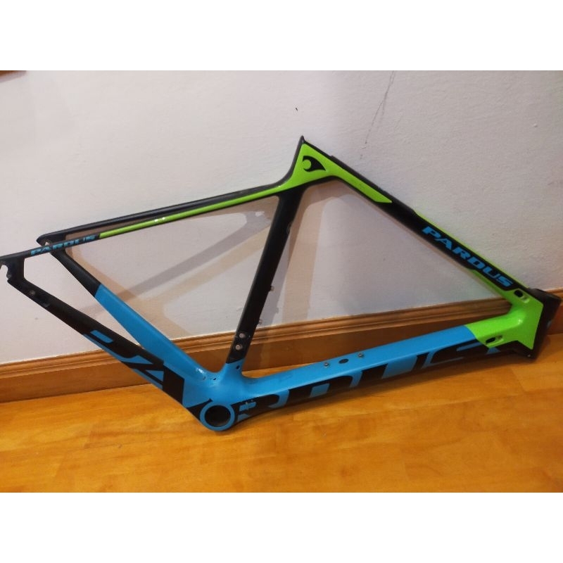 Pardus Super 5 Size 480 carbon road bike frame (no fork) used less than ...