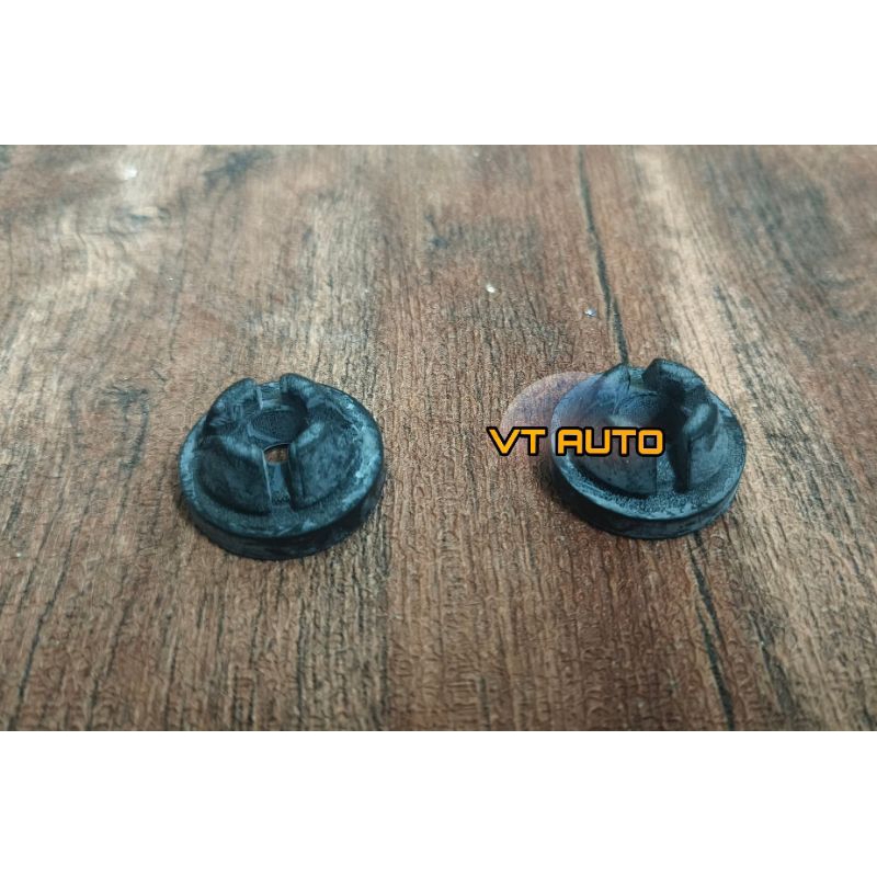 PROTON WIRA BONNET STAND BUSH RUBBER (1PC) | Shopee Singapore