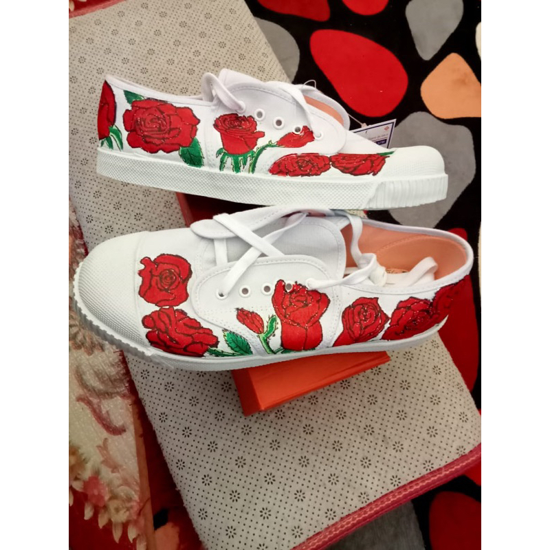 Kasut Nanyang Rose Design Stylo Fancy Sepak Takraw STL Custom Shoes ...