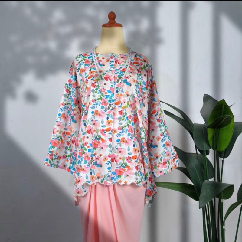 (NEW) BLOUSE VIRAL BOOTWING SULAM (S TO XL) | Shopee Singapore