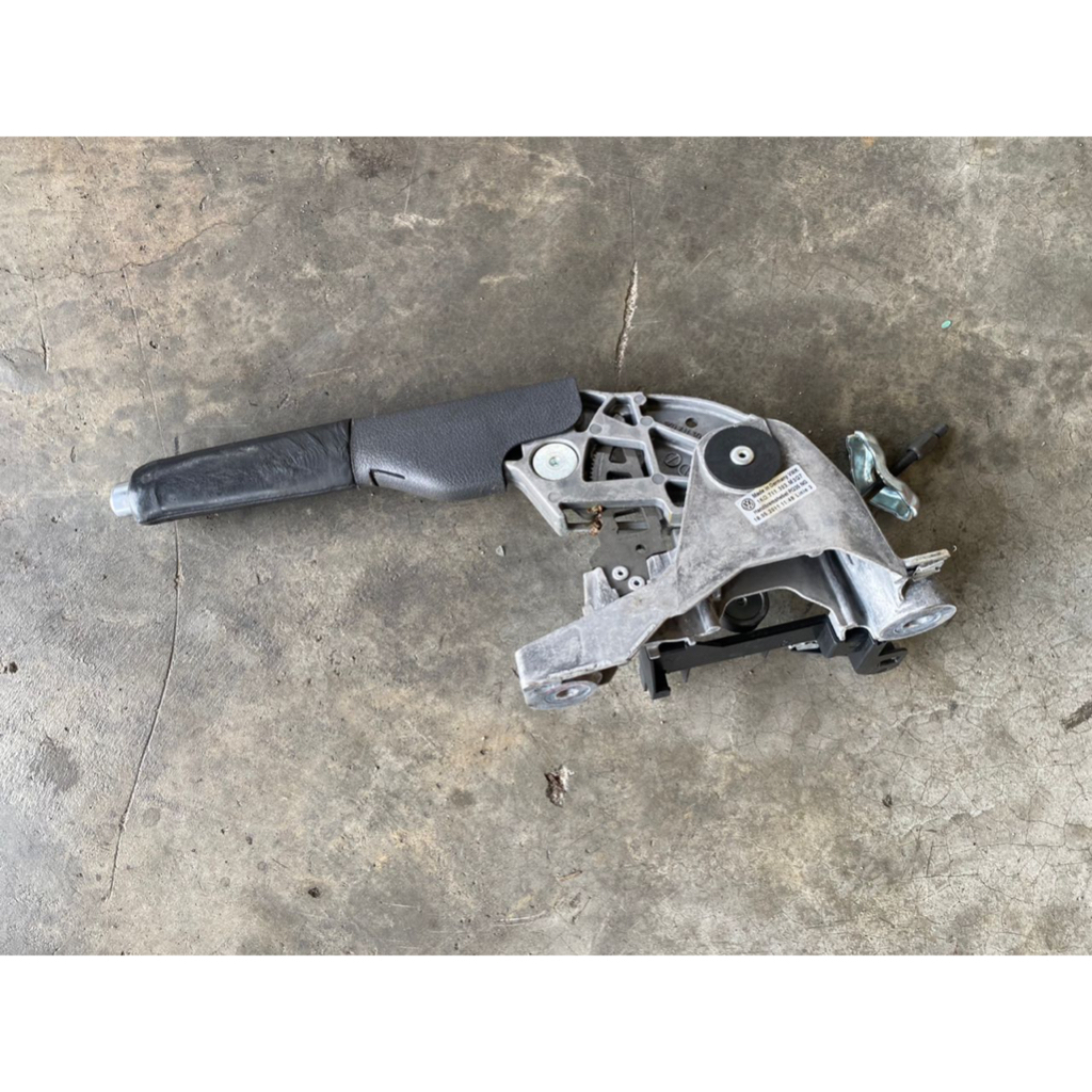 VOLKSWAGEN GOLF GTI MK6 HAND BRAKE WITH RED STICHING HALFCUT JAPAN ...