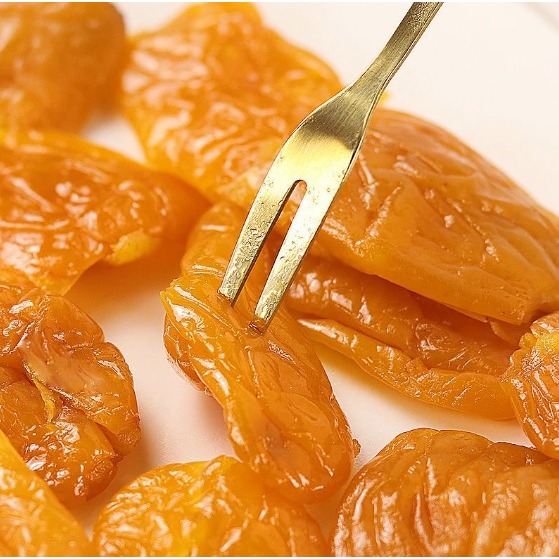 蜂蜜化核枇杷 250g Seedless Honey Dried Loquat | Shopee Singapore