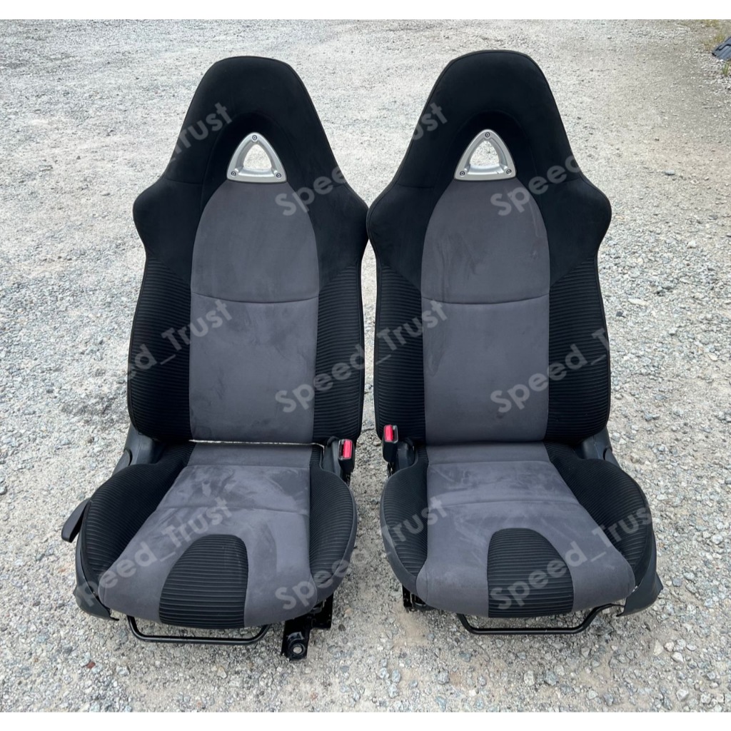 USED Seat Depan Semi Bucket Sport Kerusi Chair Duduk Sit Seating Mazda ...