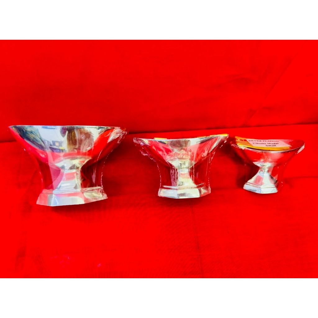 Sri Ganesh Silver Plate Viboothi Madal / Kum Kum Chimizh / Pure Silver ...
