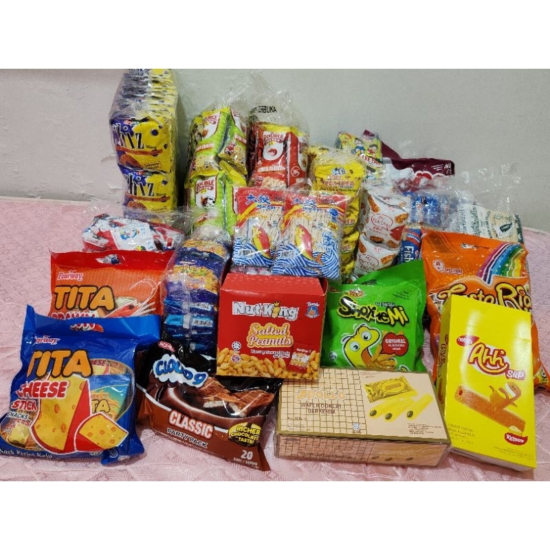 Snack Box (1 packet/type) | Shopee Singapore