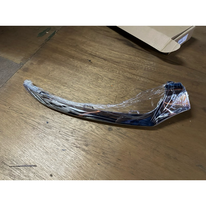 Mercedes Benz C-Class W205 AMG Front Bumper Side Moulding | Shopee ...