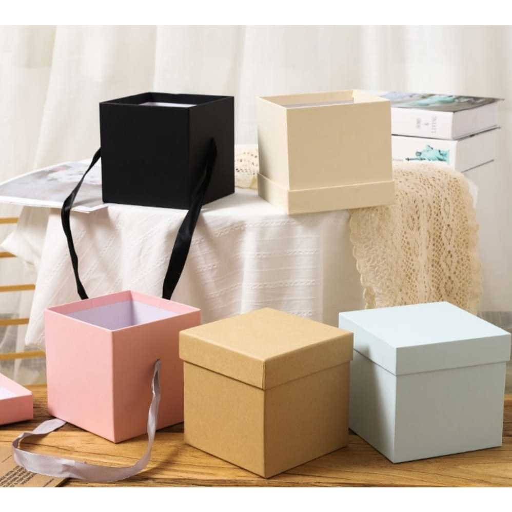 Square Flower Box with Cover / Surprise Delivery Box Box Florist Box ...