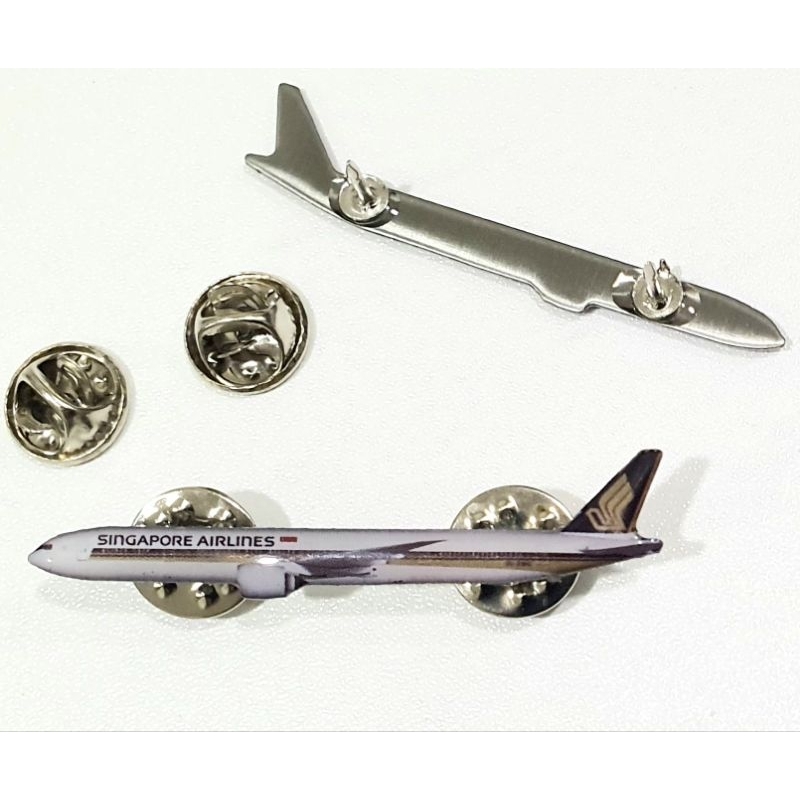 Aircraft Lapel Pin Airlines Boeing B777-300ER 5cm metal pin | Shopee ...