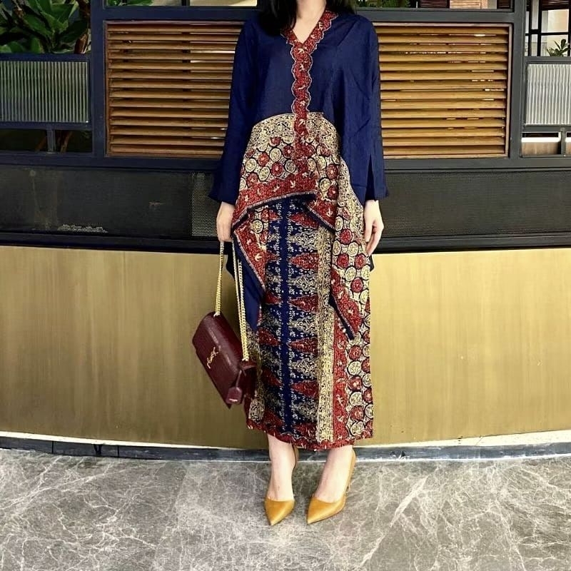 NEW COLLECTION ONE SET BATIK MAHARANI + KAIN IKAT LILIT PARIO/ KEBAYA ...