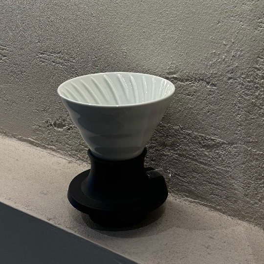 HARIO V60 Ceramic Switch Immersion Dripper 02 I Curate Coffee Roasters | Shopee Singapore