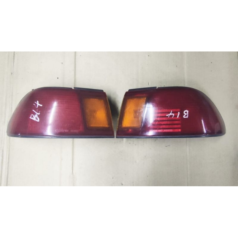 Nissan sentra b14 taillamp Nissan sentra b14 lampu belakang Nissan ...