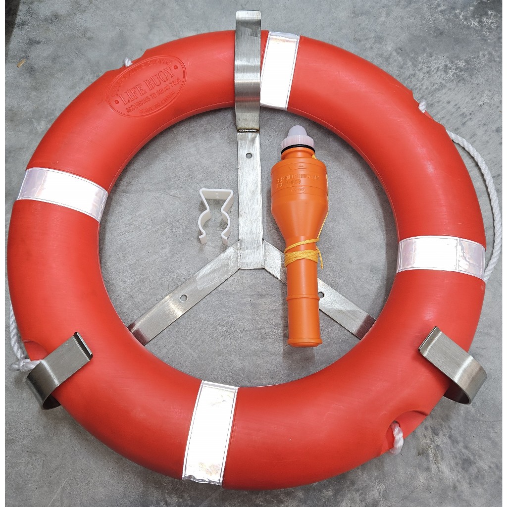 MARINE LIFE RING BUOY WITH MARINE LIFE RING BUOY S/STEEL BRACKET & MARINE SOLAS LIFE BUOY LIGHT ...