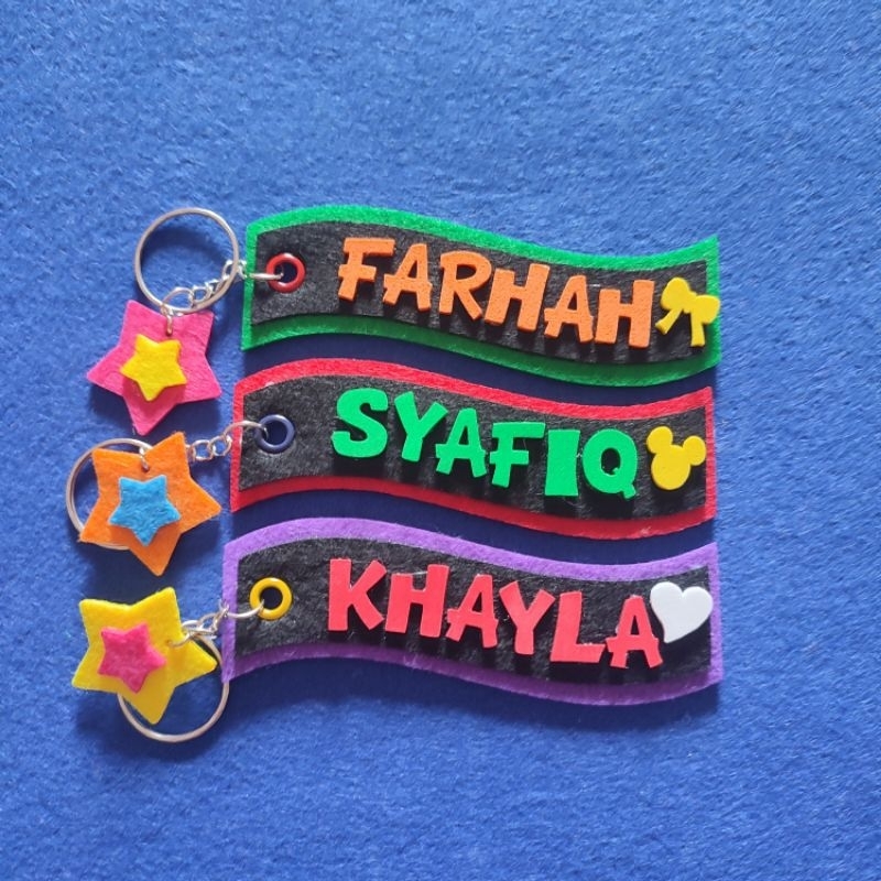 Keychain Nama Beralun Felt Max 8 Huruf | Shopee Singapore