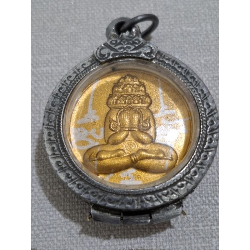 LP Maha Sila Pidta Pangkapan BE2564 Amulet LP Maha Sila Pangkapan ...