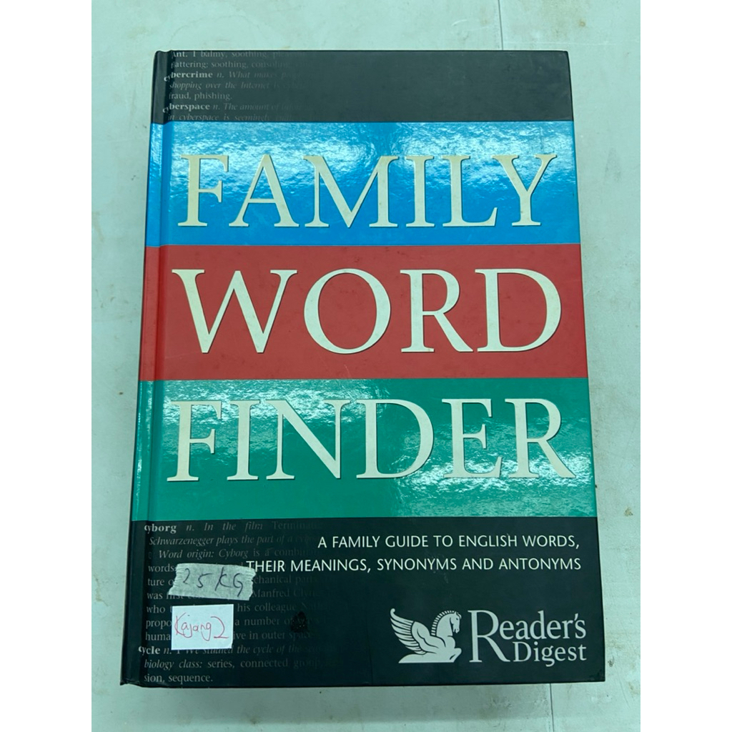 Reader’s Digest FAMILY WORD FINDER | Shopee Singapore