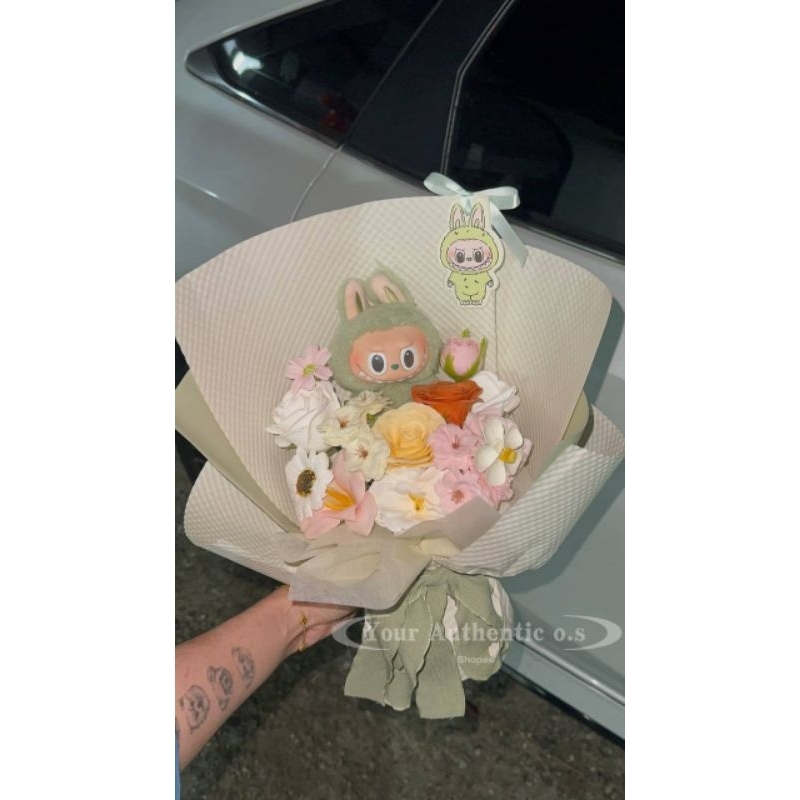 Labubu Graduation bouquet bouquet Ready Stock Order Valentine's Day ...