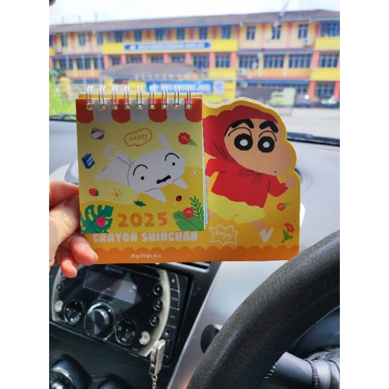 ️Crayon shin chan desk kelender 蜡笔小新日历2025 | Shopee Singapore