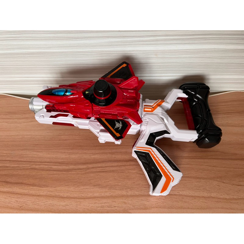 BANDAI Kaitou Sentai Lupinranger VS Keisatsu Sentai Patoranger DX VS ...