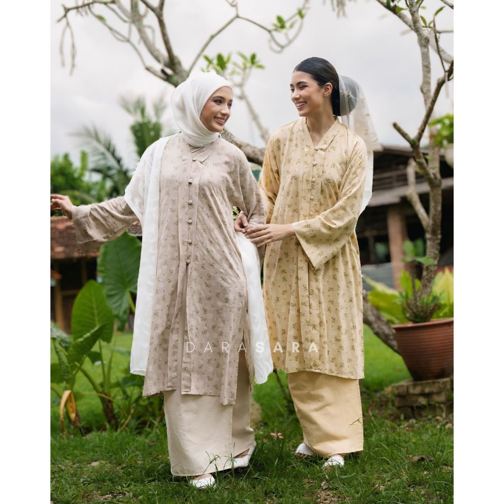 DARA LATEEFA PUTIK - DETIK COLLECTION | Baju Raya 2025 Kebaya Kelepet Labuh | Loose & Maternity ...