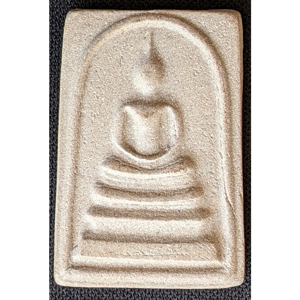 Phra Somdej Kraduk Pee {Ghost Powder} Luang Phor Surasak Sumano, Wat ...