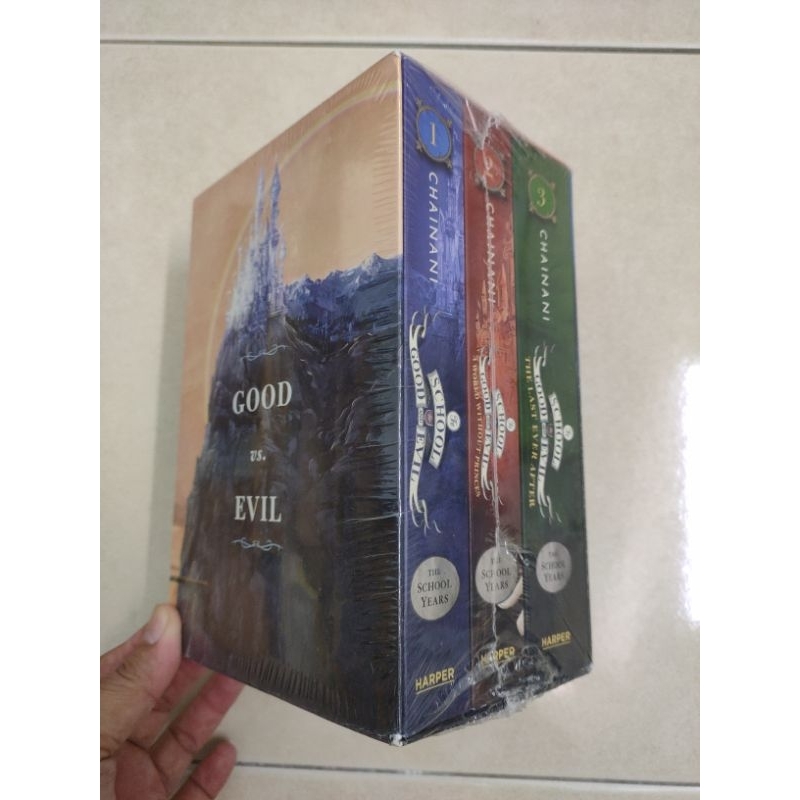 [BB] The School for Good and Evil Box Set by Soman Chainani (YA ...