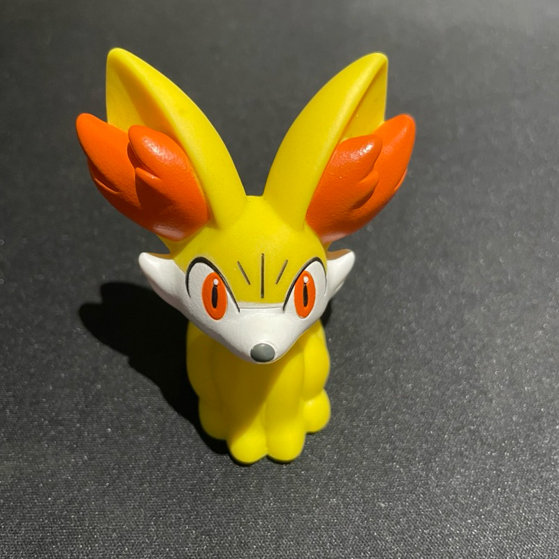 Pokemon Sofubi T-Art Figurine - Fennekin | Shopee Singapore