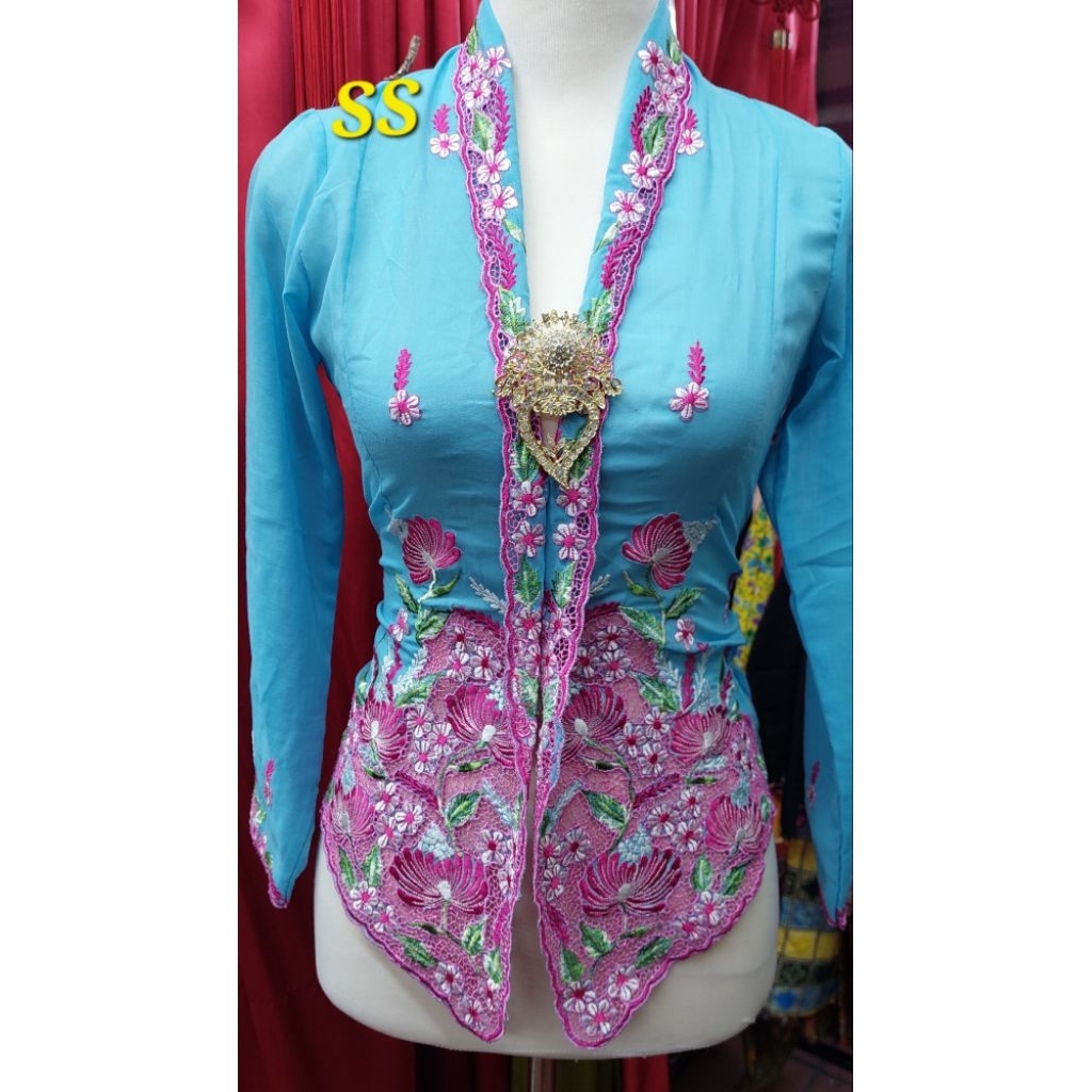 Kebaya Sulam Nyonya Embroidery Traditional Hand Made Uniquely Special ...