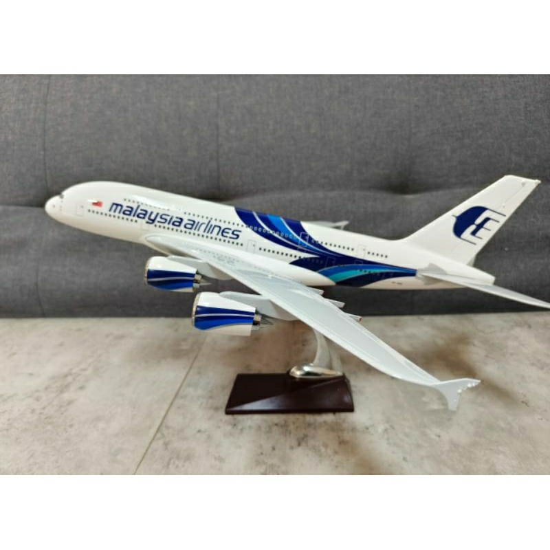 Airline Airbus A380 46cm long Big Scale 1/160 Aircraft model | Shopee ...