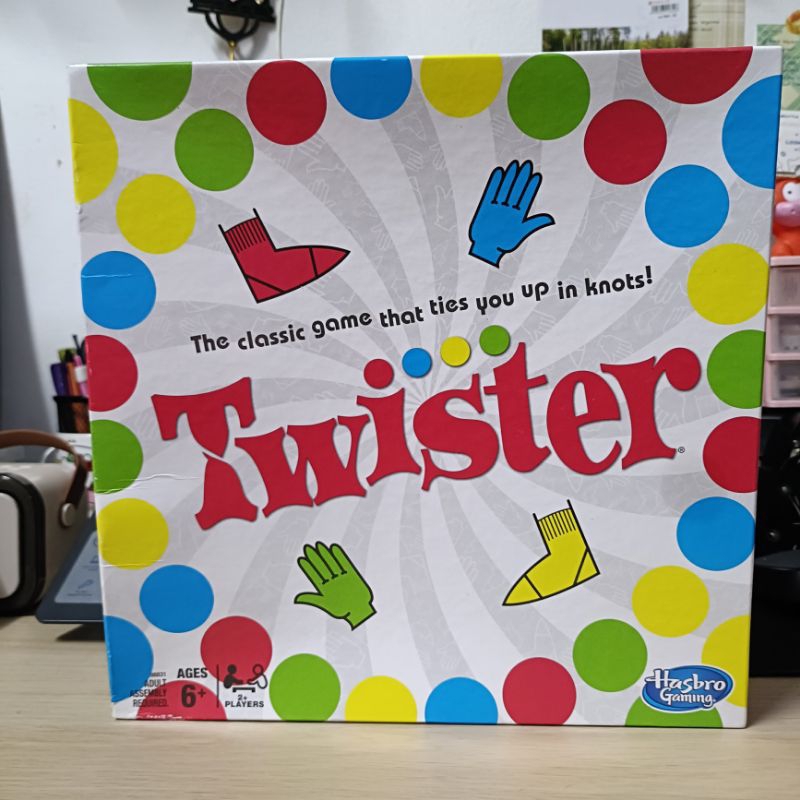 ARES Preloved Twister Game with Spinner (Hasbro) | Shopee Singapore