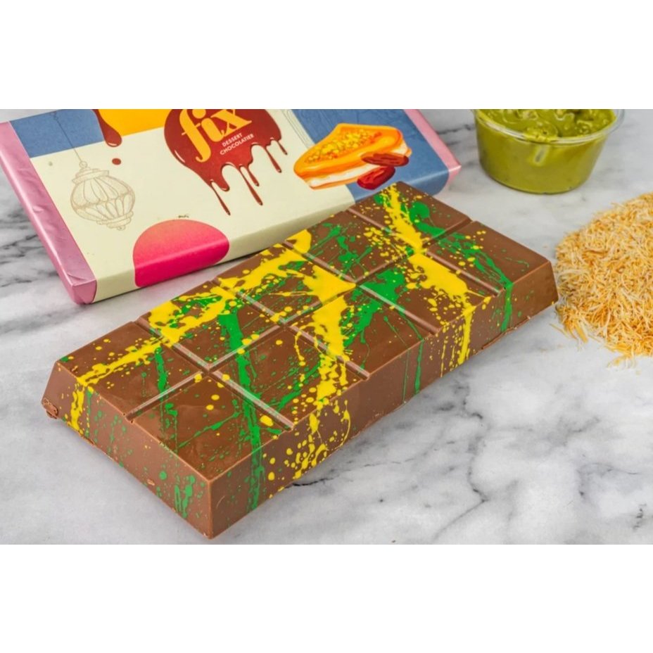 FIX Dessert Chocolatier (Crispy Knafeh Pistachio) Kunafa Milk Chocolate ...