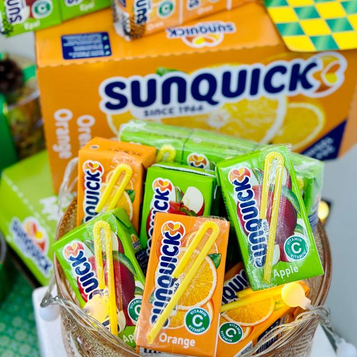 - 125ml x 24pcs Sunquick Assorted Fruit Juice ( Mango / Berries ...