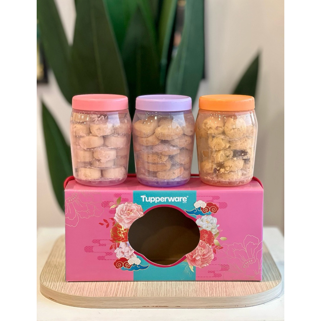 Universal Jar 550ml with Cookies & Box Tupperware Bekas Makanan ...
