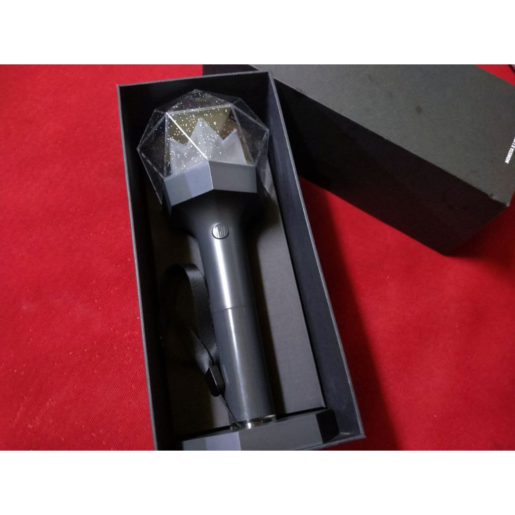Monsta X Official Lightstick Version 2 | Shopee Singapore