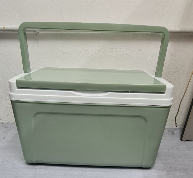 Bekas Tahan Sejuk Cooler Box Ice Box 20 Litre Portable Picnic Food ...