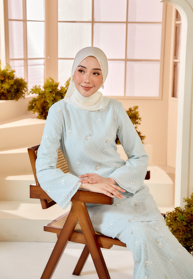 [Baju Raya 2025] ERA MAYA PUTRI Sulaman Emas Chiffon Embroidery Baju Kurung Modern in Mint Green ...