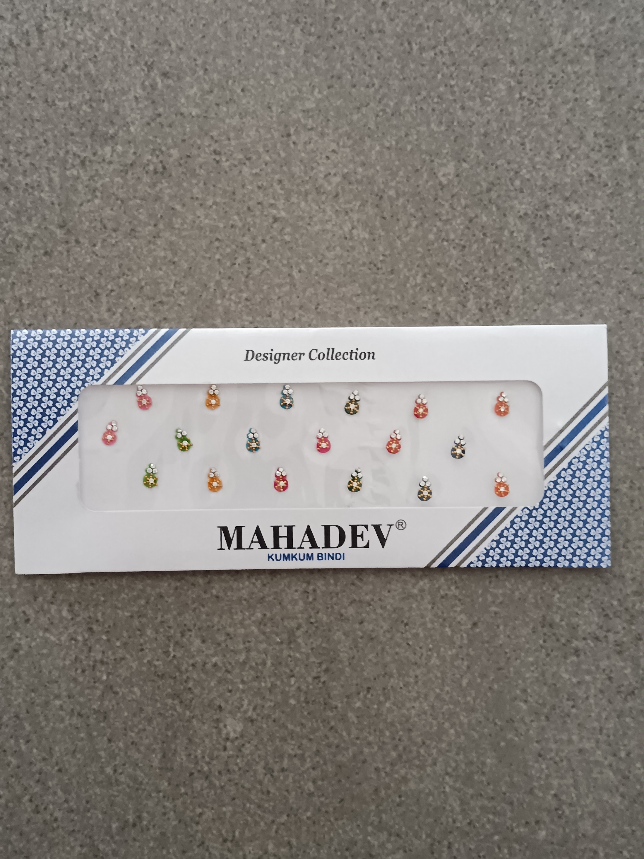 Fancy Design Indian Sticker Pottu Forehead Bindi Potu Wear Traditional ...