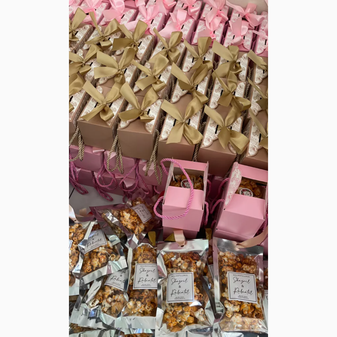 Doorgift Exclusive With Ribbon Goodies Box Candy Chocolate Birthday ...