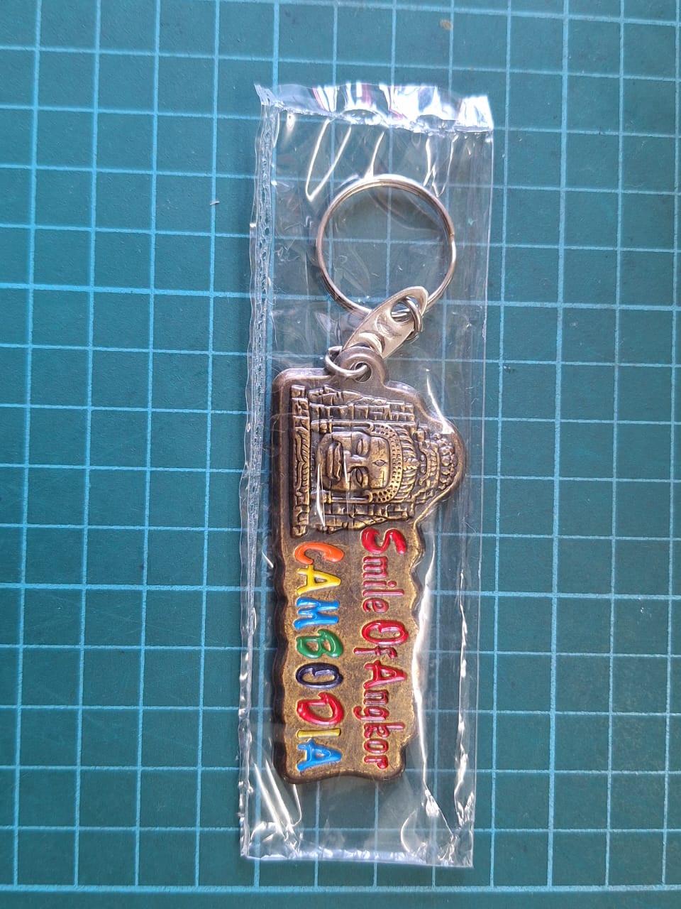 New zinc keychain - Smile of Angkor Cambodia Angkor Wat (around 7cmx3cm ...