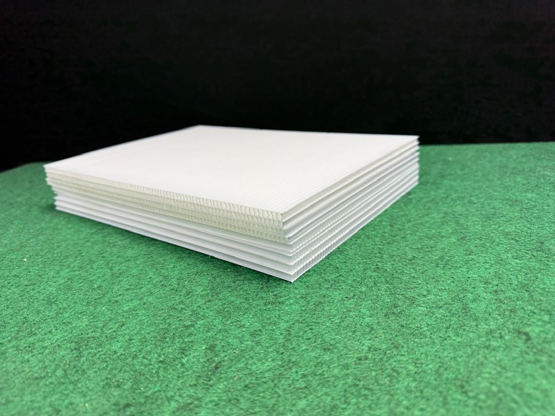 5mm thk PP Corrugated Board A5 size x 10 pcs / PP Hollow Straw Board ...