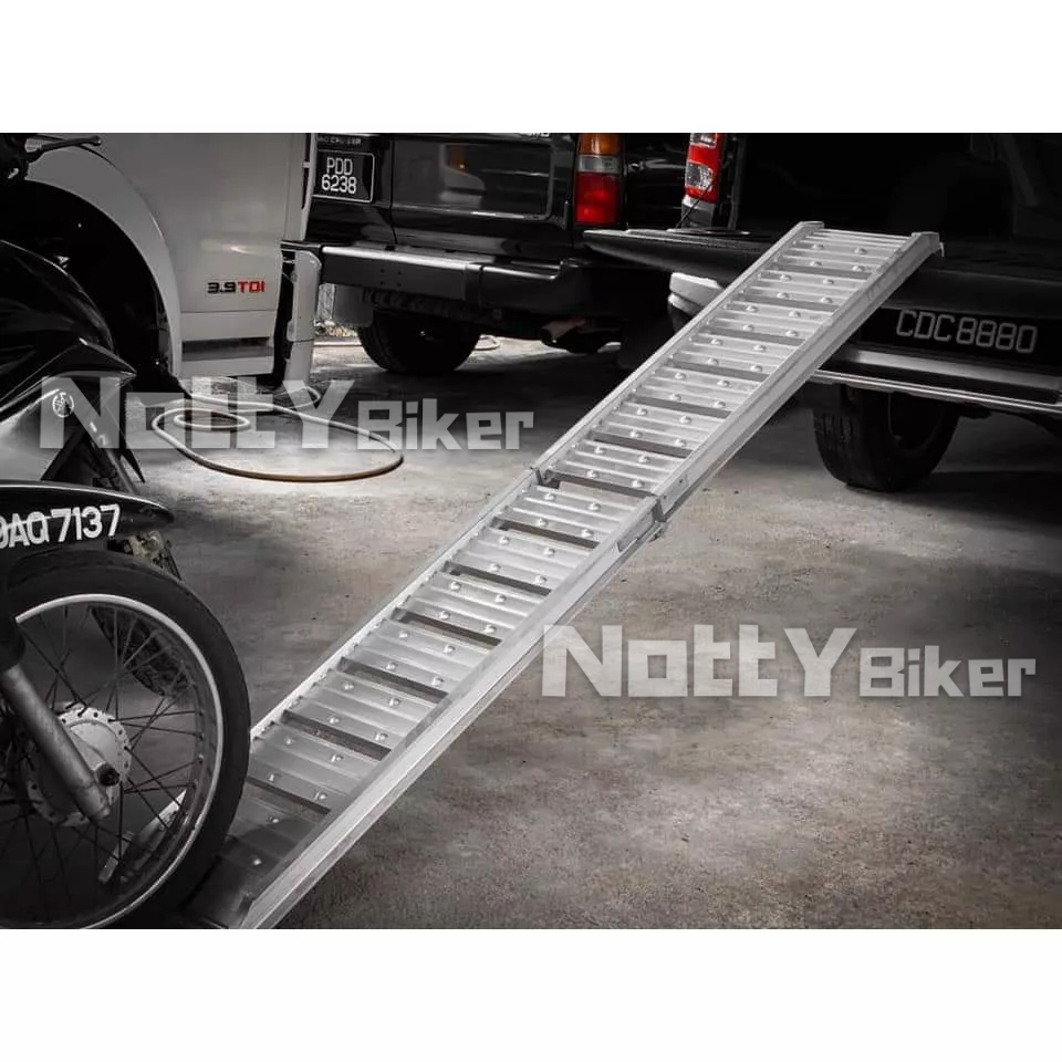 Premium Heavy Duty Motorcycle Ramp with Sturdy Design & Anti-slip ...